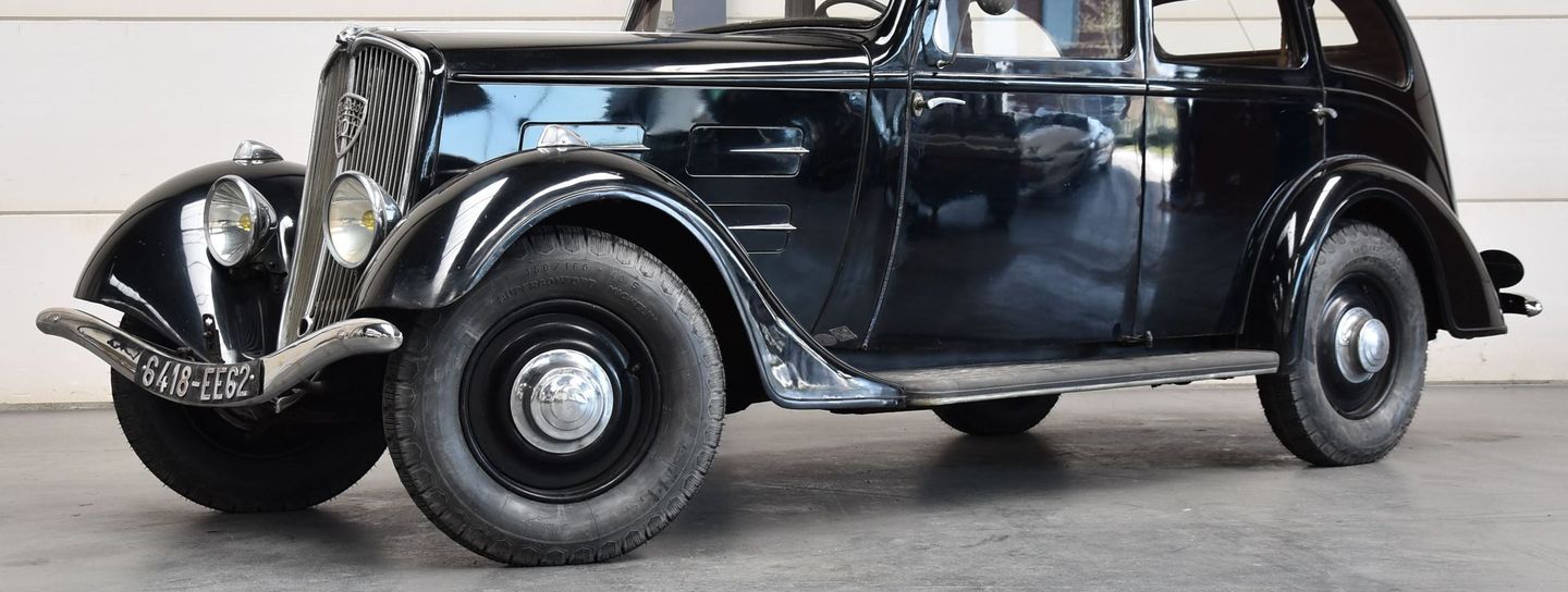 Peugeot 401 - LoyaltyRide